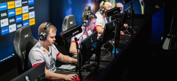 ENCE квалифицировалась на BLAST Premier Spring Showdown 2022