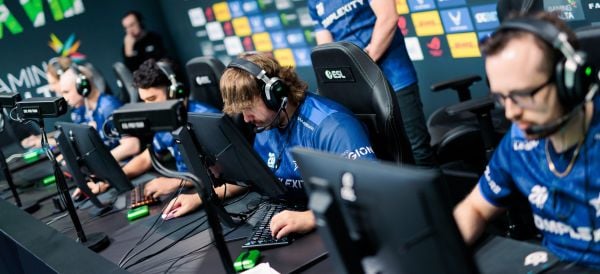 Complexity и FURIA прошли в полуфинал BLAST Premier Fall Showdown 2023 Americas