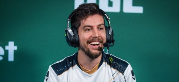 adreN сменил SEMPHIS на посту тренера Nouns