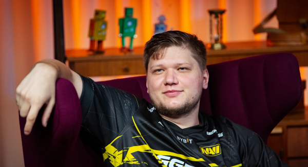 Официально: s1mple присоединился к Falcons