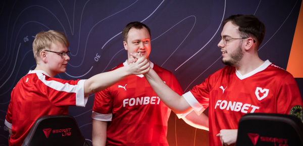 MOUZ и FaZe идут без поражений на PGL Cluj-Napoca 2025